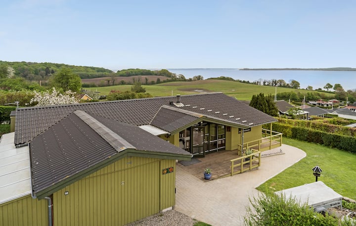 Amazing Home In Aabenraa With Kitchen - Aabenraa