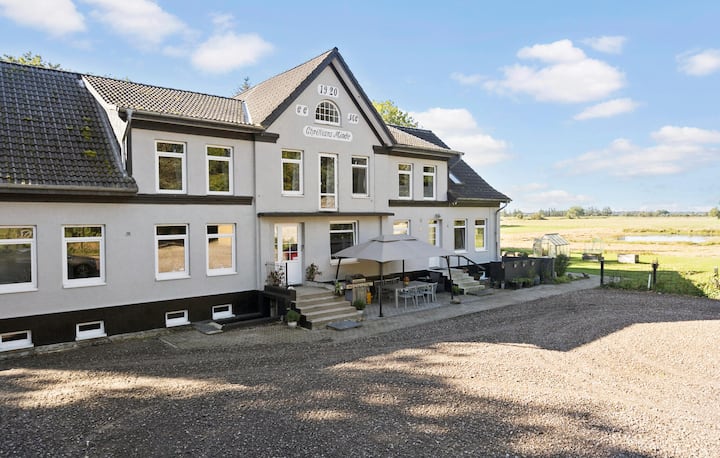 Gorgeous Home In Padborg With Wifi - Handewitt