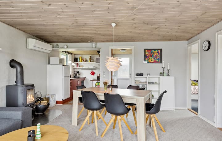 Gorgeous Home In Broager With Wifi - Sønderborg