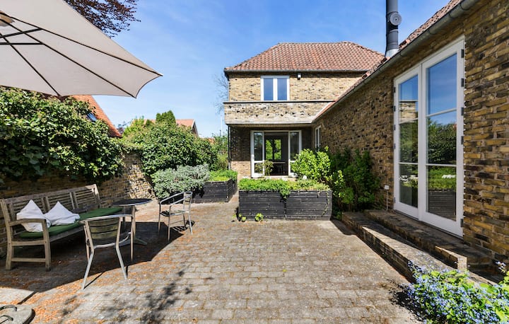 Beautiful Home In Odense M With Wifi - Odense