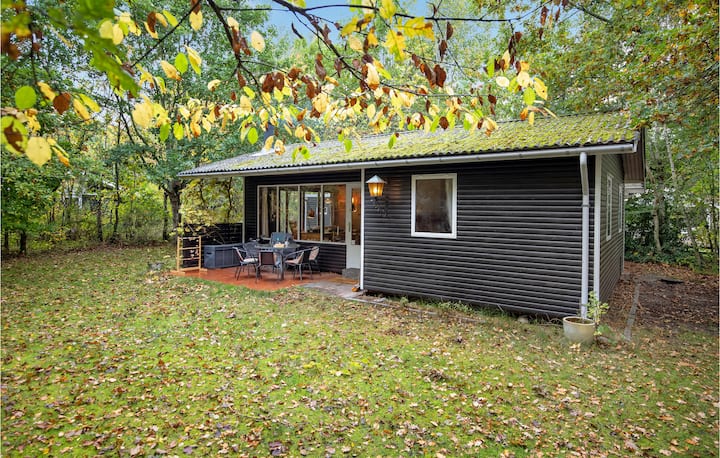 2 Bedroom Cozy Home In Rønne - Bornholm