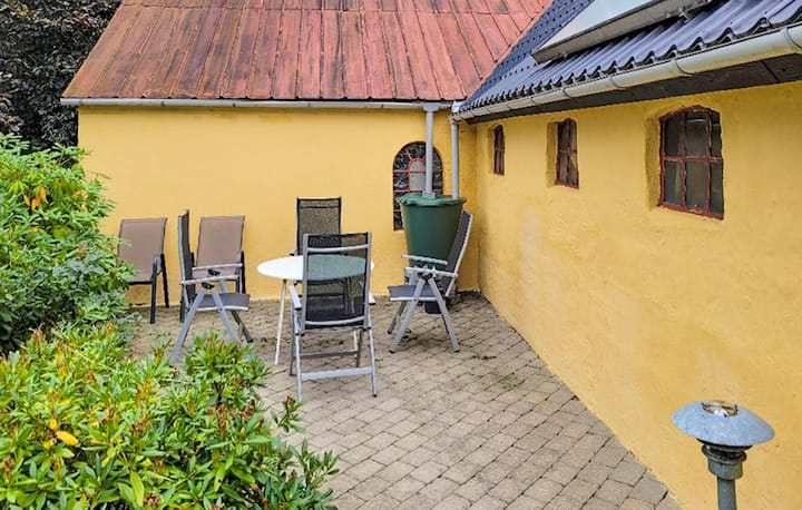 4 Bedroom Awesome Home In Farsø - Denmark