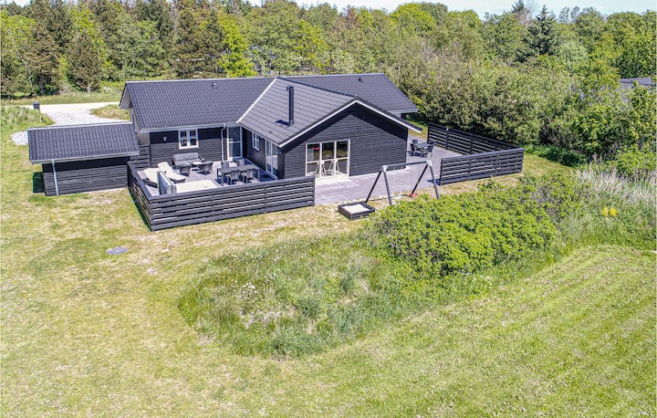 Awesome Home In Blåvand With Sauna - Blåvand
