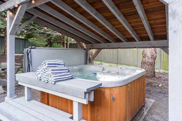 Luxury Home/hot Tub/ Kayaks/beach/pickleball - Moran State Park, Olga