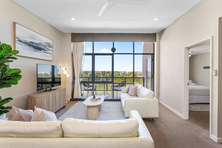 Elevated City Living With Stunning Parkside Views - Perth