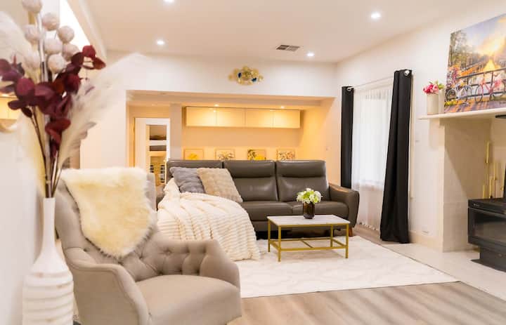 Miranda Family Retreat Gym Spa Sauna Up To 12 Ppl - Sydney