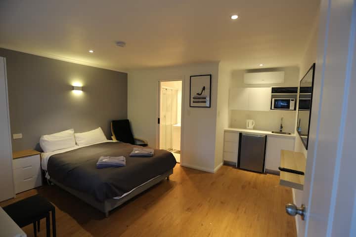 Studio Cabin - Junee