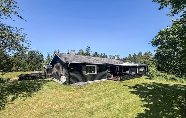 Stunning Home In Bindslev With Wifi - Tversted