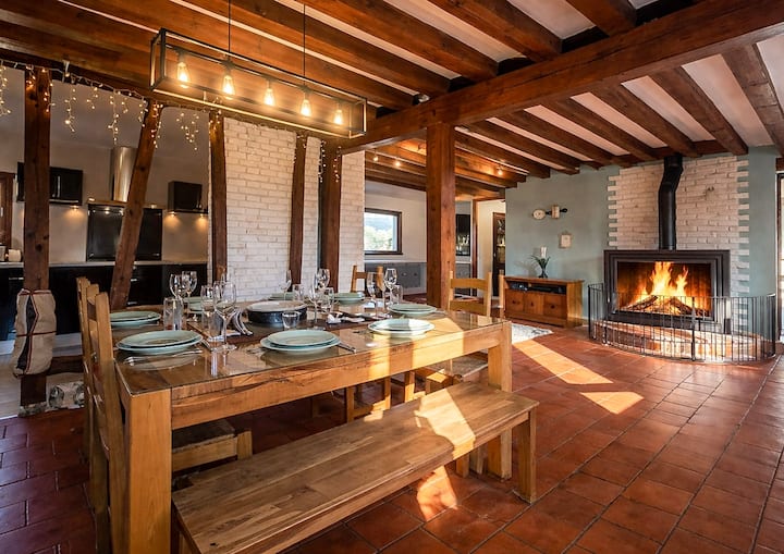 Maison 4 Ch · Cheminée · Billard · Jardin - Aube