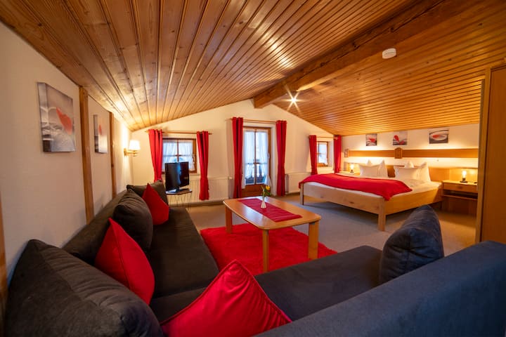 Triple Room At Schneidersepp, Balcony And Bathroom - Chiemsee