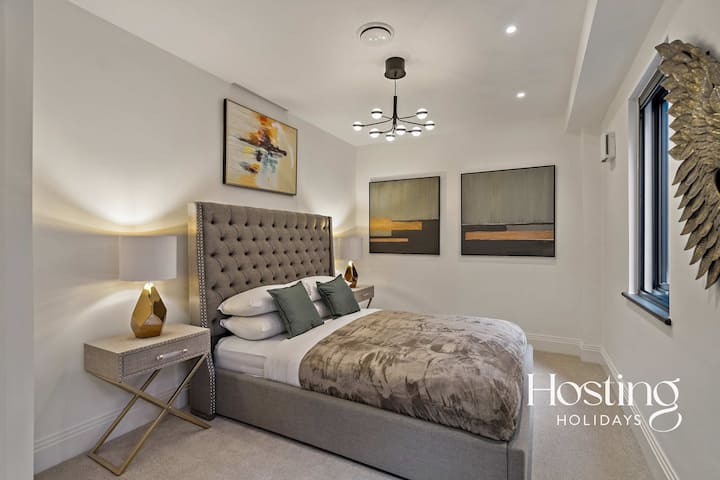 Station House – Apartment Four - Reading