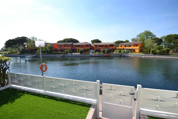 Appartement D'angle Donnant Sur Le Fjord Sur L'île - Albarella