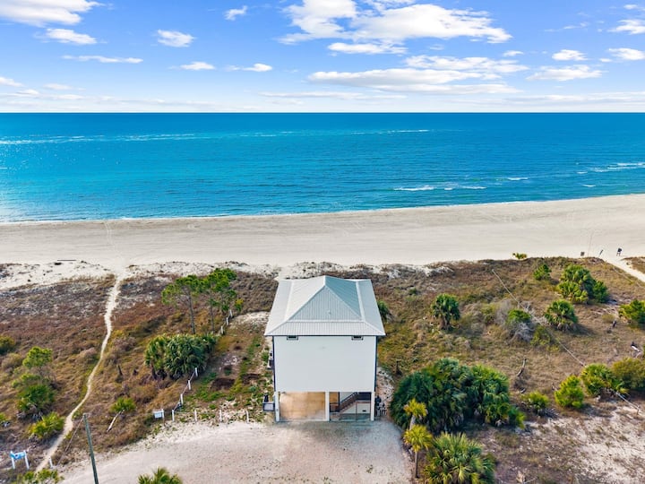 Seminole Wind - Beachfront + Private Pool - Indian Pass, FL