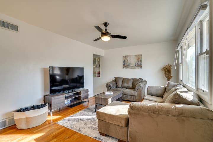 Chic Pueblo Vacation Rental Home Near Fairgrounds! - Pueblo Zoo, Pueblo