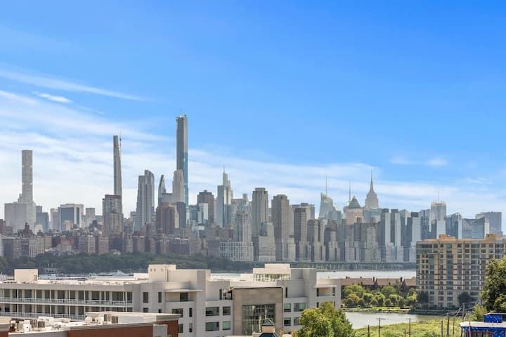 Modern Luxury Townhome With Nyc Views - Manhattan, NY