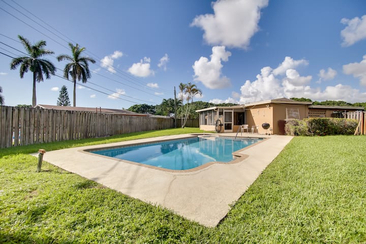 Pets Welcome: Cozy Home W/ Pool In Margate! - Margate, FL