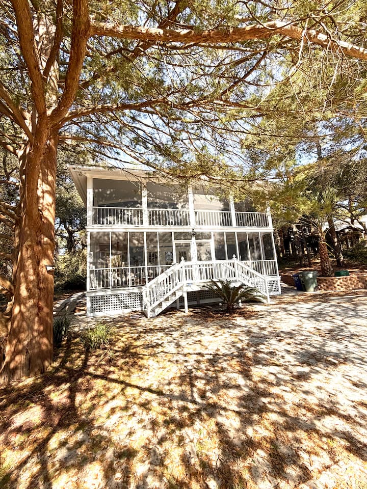Vitamin Sea Beach Escape>screen Porch>dogs Ok>wifi - Cherry Grove Beach, SC