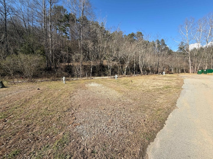 Cozy Interior Rv Pad - Murphy, NC
