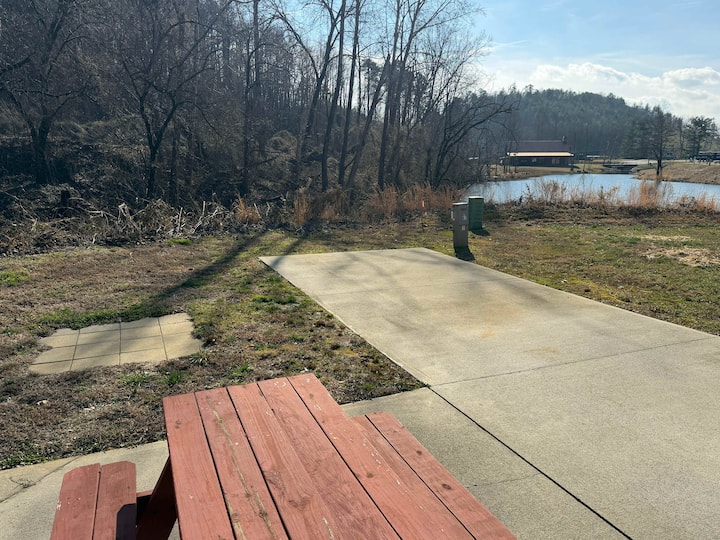 Riversounds Lakeview Rv Pad - Murphy, NC