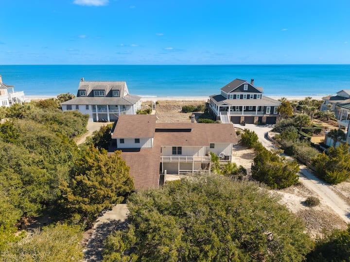 Debordieu Oceanfront, Sleeps 22 - Pawleys Island, SC