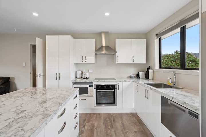 Central Oasis - Cromwell