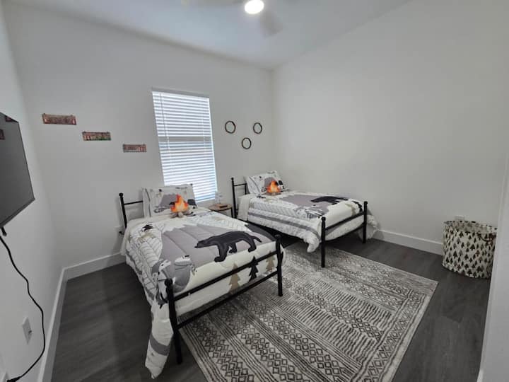 Minutes From Weeki Wachee 9211 - Spring Hill, FL