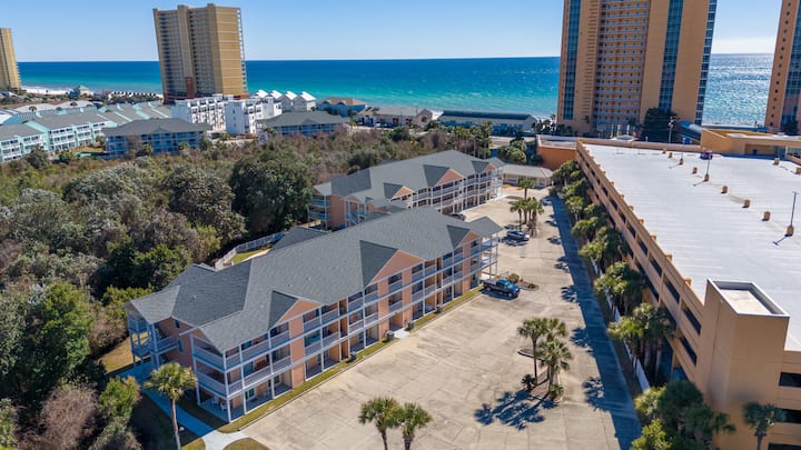 Beach Retreat At Peachtree Place Ii - 2br /2ba - Panama City Beach, FL