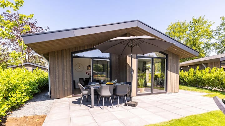 Villa Waterfront Luxury With Sauna | 6 Persons - Eindhoven