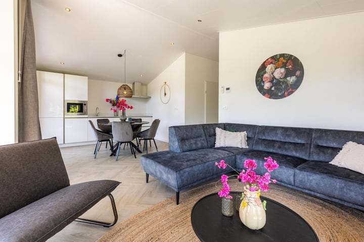 Villa Waterfront Luxury With Sauna | 6 Persons - Eindhoven