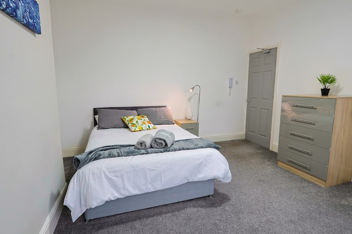 Elevate Suites Darlington Room 4 - Darlington