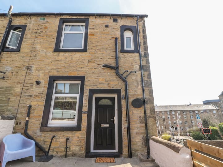 Bridge End - Grassington