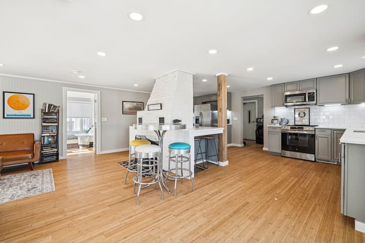 Riverside Getaway | Newly Renovated | Washer/dryer - Newburyport, MA