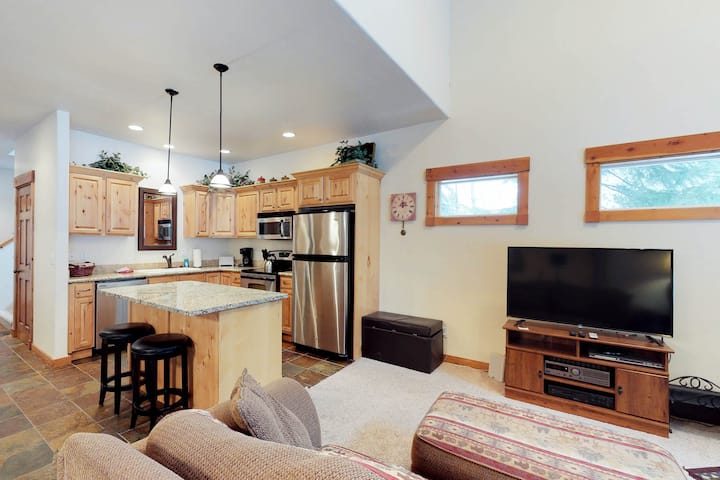 Mccall Golf Course Condo | Pools, Hot Tub & Patio - McCall, ID