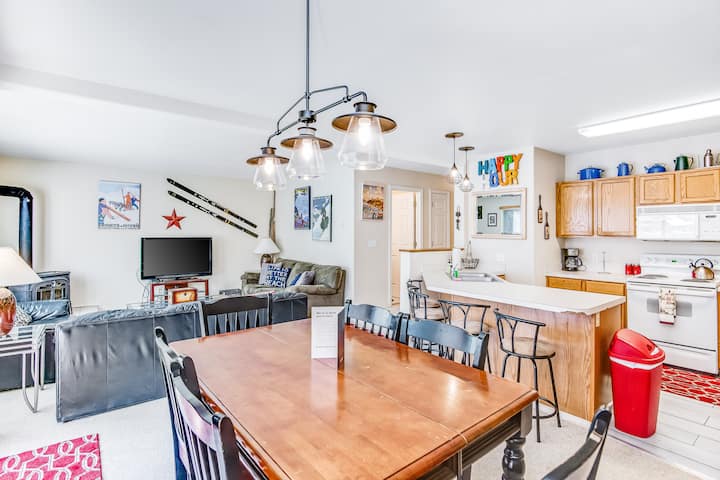 Central Mccall Condo | Pool, Hot Tub & Fireplace - McCall, ID