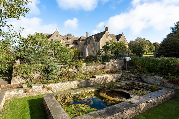 Rissington Hill House & Stables - Stow-on-the-Wold