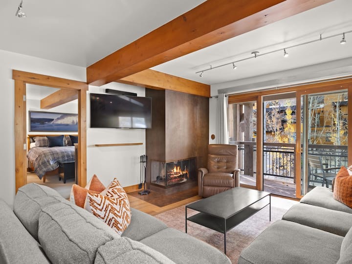 Lift One Condominiums - Unit 410 - Aspen