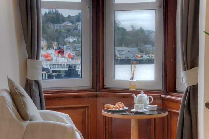 Stunning 3-bed Apt With Panoramic Sea Views - Oban