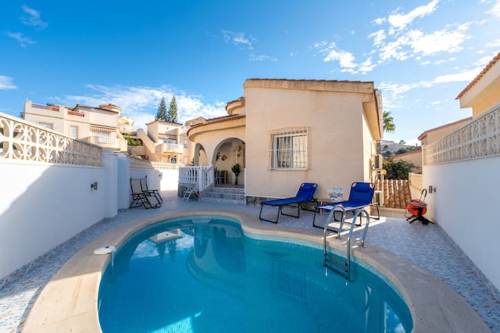 La Casa De La Felicidad - La Marina