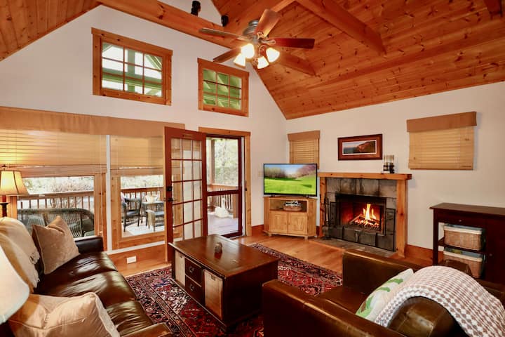 Woodland Cottage In Trillium Village - Cashiers, NC