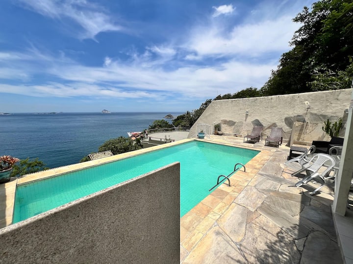 Mansão No Joá: 5 Suítes, Mar, Lazer Completo - Rio de Janeiro
