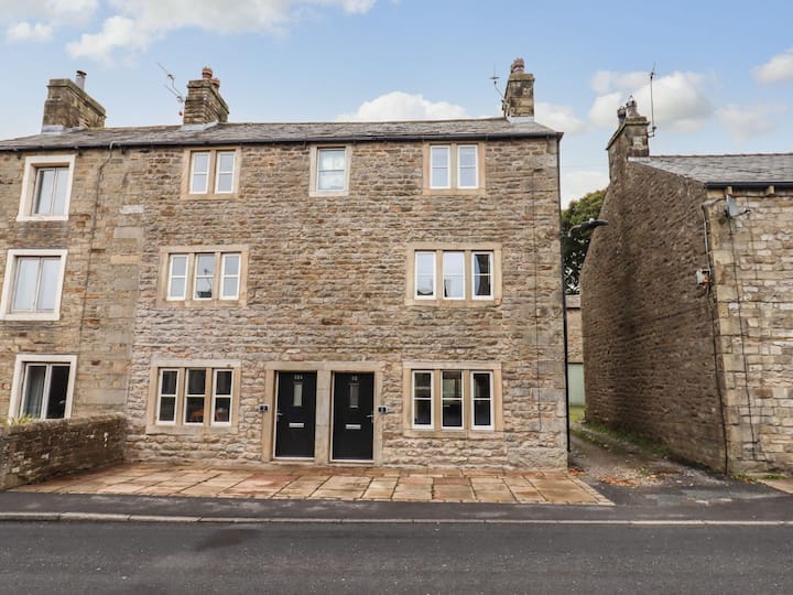 1 Grosvenor Farm Cottages - Settle