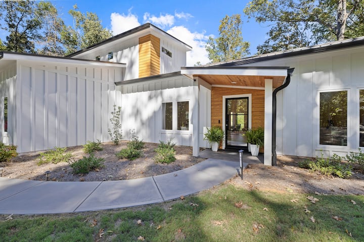 'The Emerald Cove Residence' Lake Oconee Luxury! - Eatonton, GA