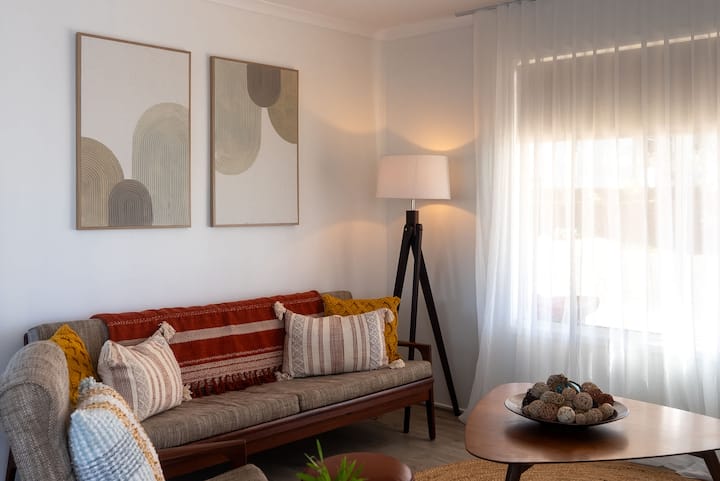 Oceanview Beach Shack With Pool & Walk To Dining - Aldinga