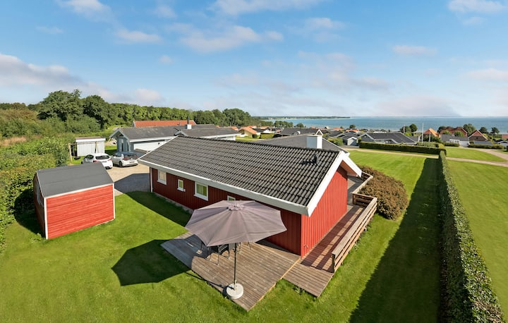 Stunning Home In Sjølund With Kitchen - Kolding