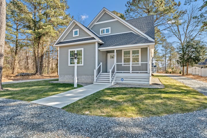 Nestled Inn By Seaside Vacations - Chincoteague, VA