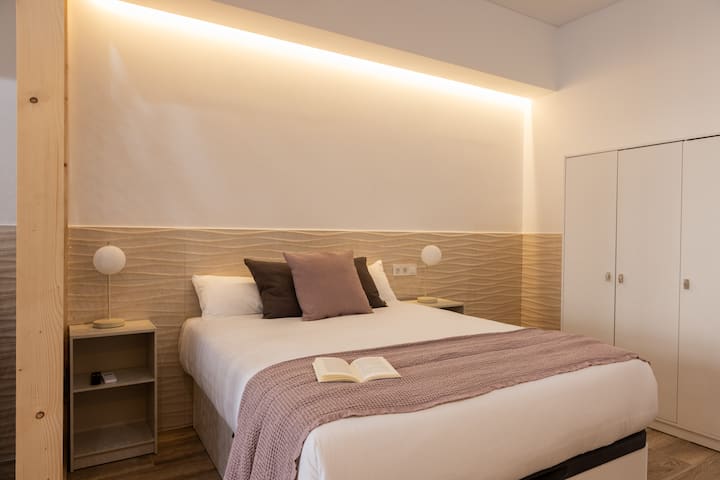 Modern 1br Studio In Patraix | Boutique Design - Manises