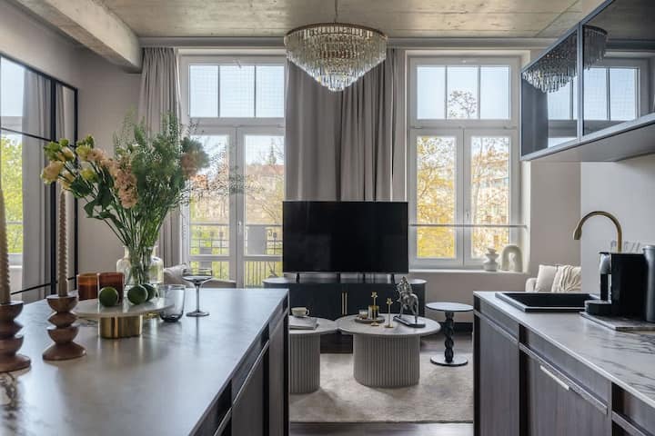 Elegant Apartment With Wawel View - Krakov