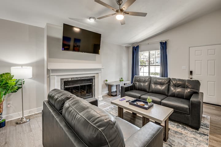 2 Mi To Fsu: Pet-friendly Retreat W/ Private Yard - Tallahassee, FL