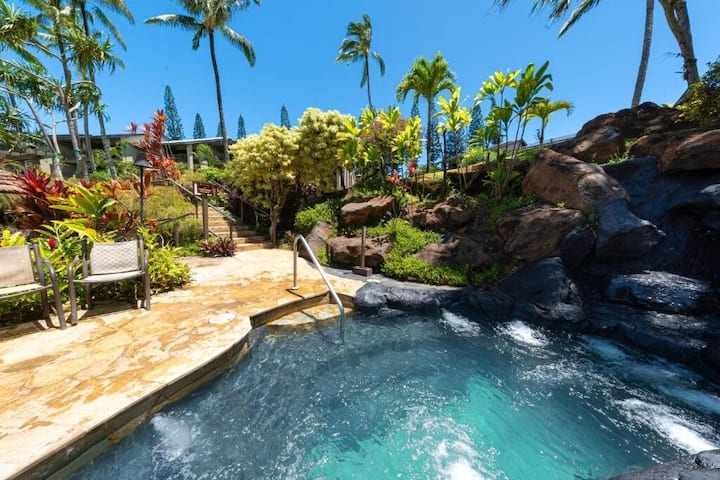 Unwind And Relax! 3 Units, Kitchen, Pools - Princeville, HI