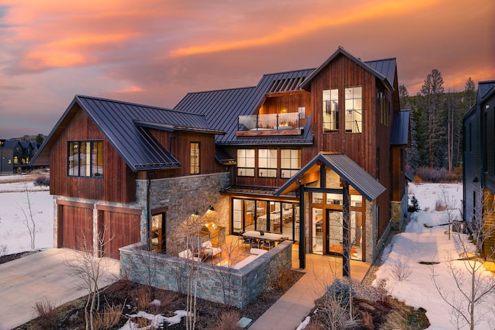 Top Vacation Home In The Entire Area - Must View - Winter Park, CO